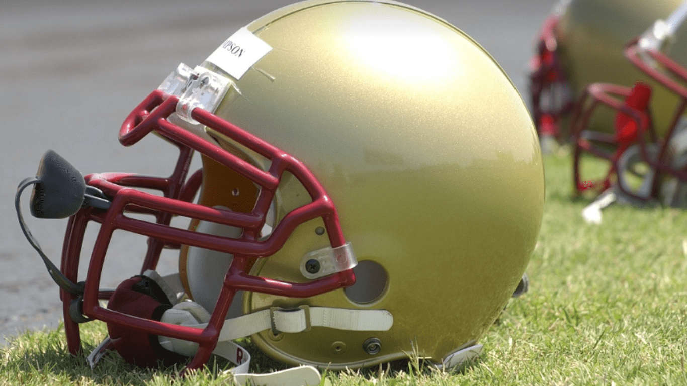 Is It Time to Replace Your Football Helmet? Expert Helmet Safety Guide ...