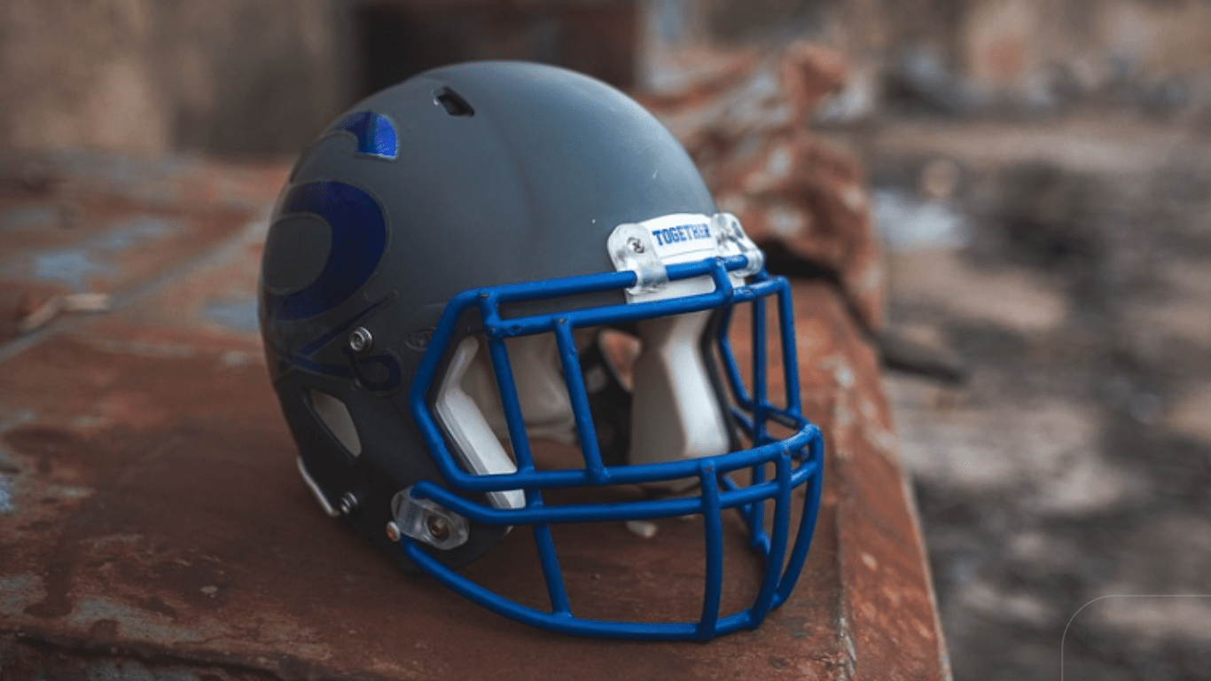 Is It Time to Replace Your Football Helmet? Expert Helmet Safety Guide ...